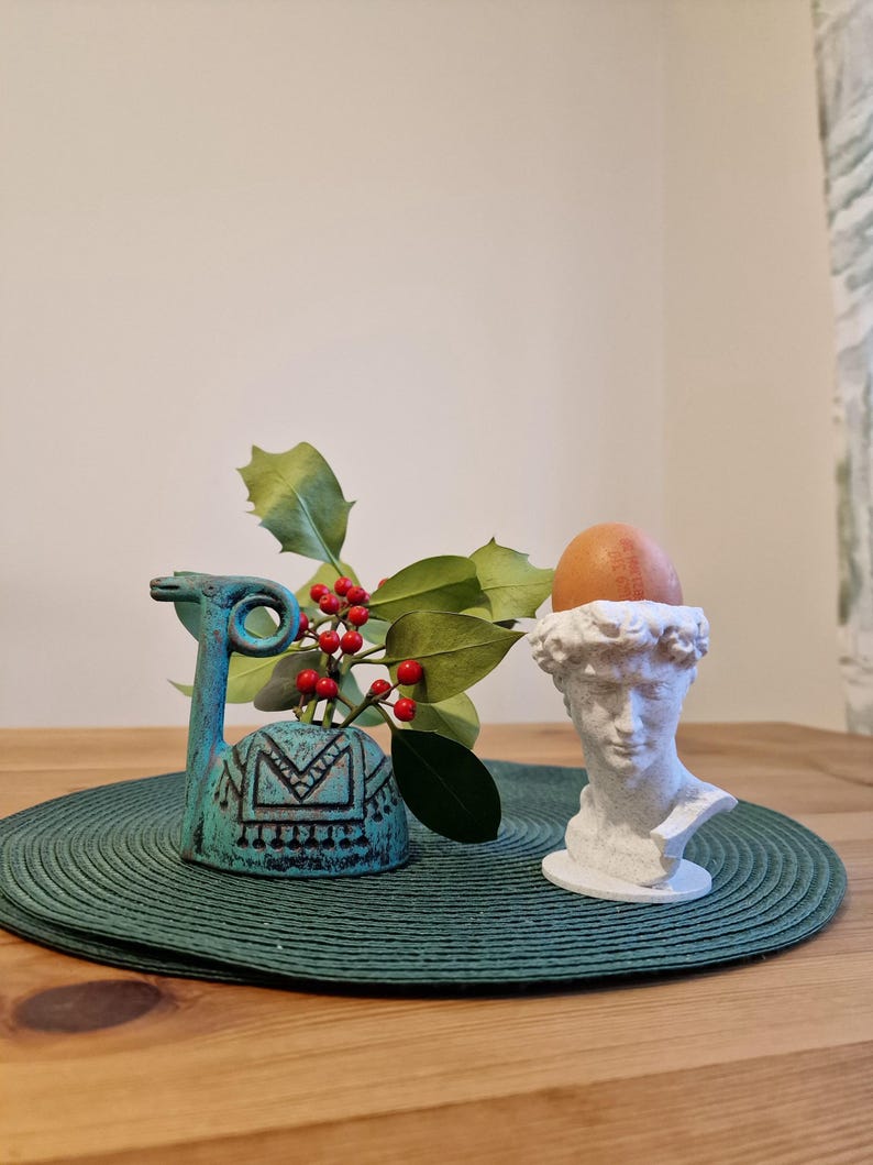 Michelangelo's David Egg Cup Set: Quirky Art Inspired Breakfast Stand ...