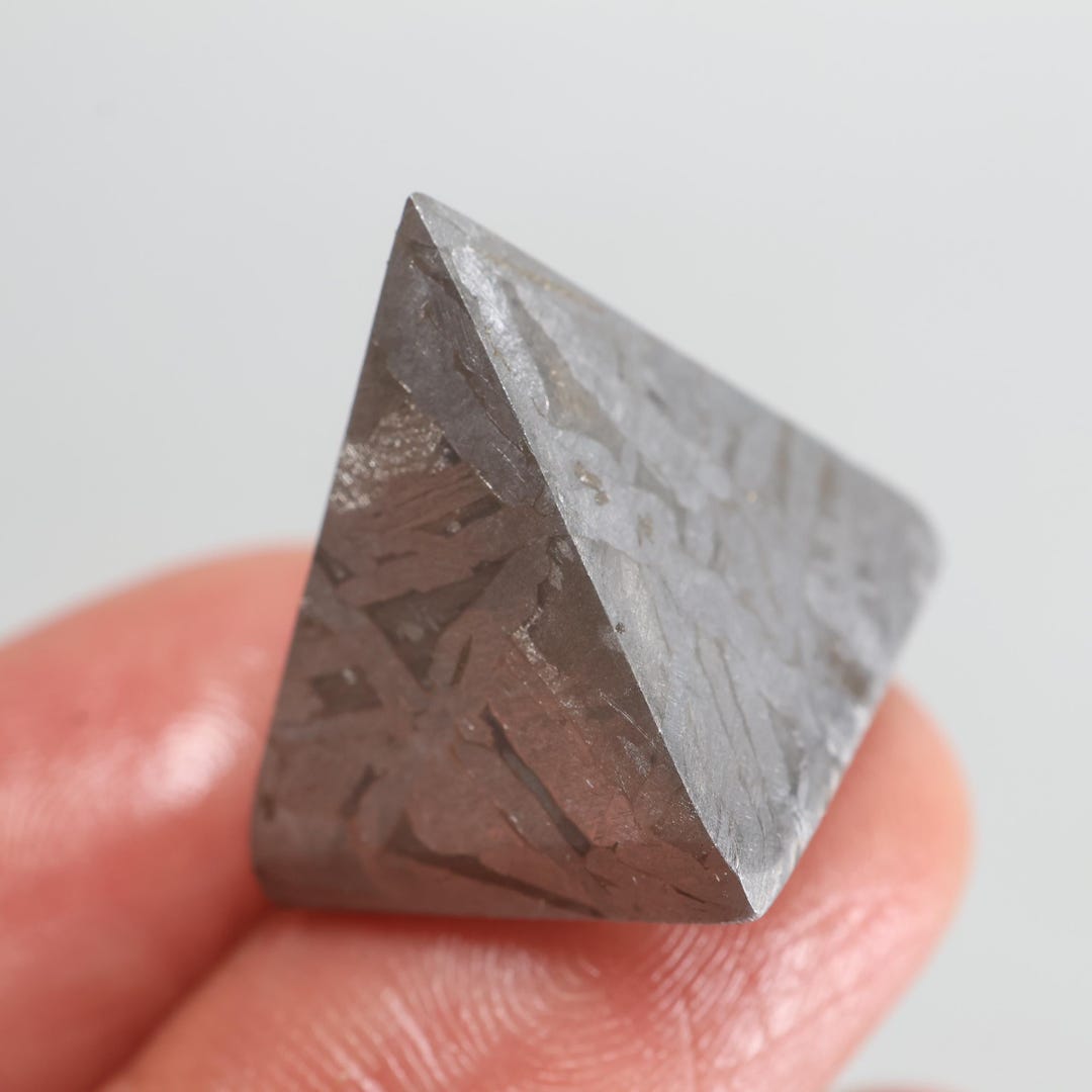 Muonionalusta Meteorite Pyramid 18g,rare IRON METEORITE Slice ...