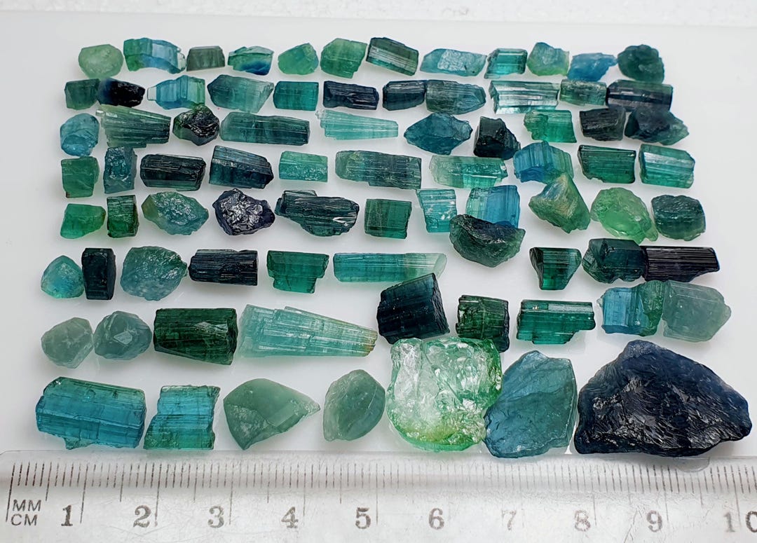 235.80 Carat Rech Blue Tourmaline Transparent Crystal/rough Lot ...