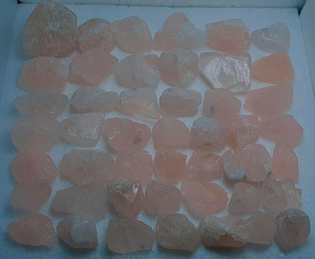 665 Gram Raw Morganite Crystals Lot , Morganite Rough Cluster, From ...