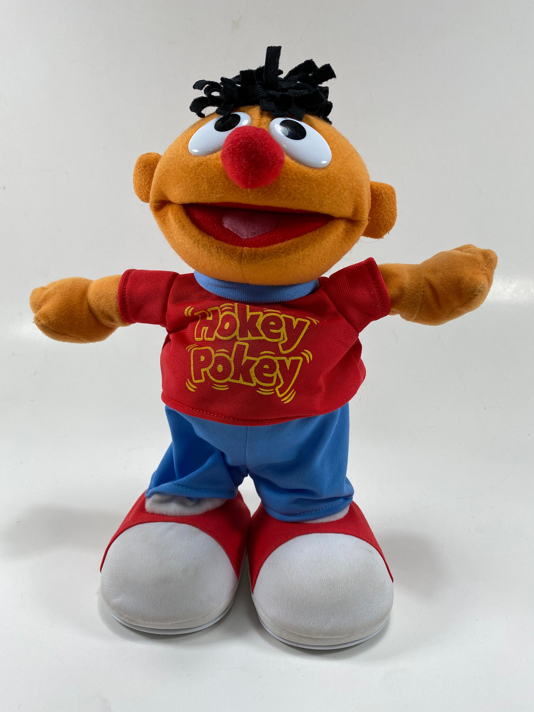 Sesame Street Ernie 'hokey Pokey' Singing & Dancing Mattel 2004 Fisher ...