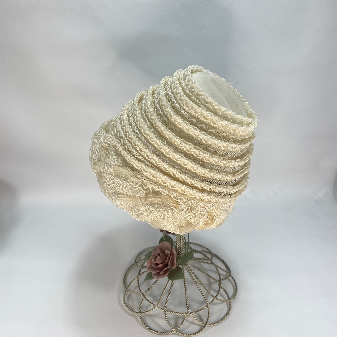 Vintage 50/60s Styled by Coralie White Buckram Lace Beehive Hat | Size ...