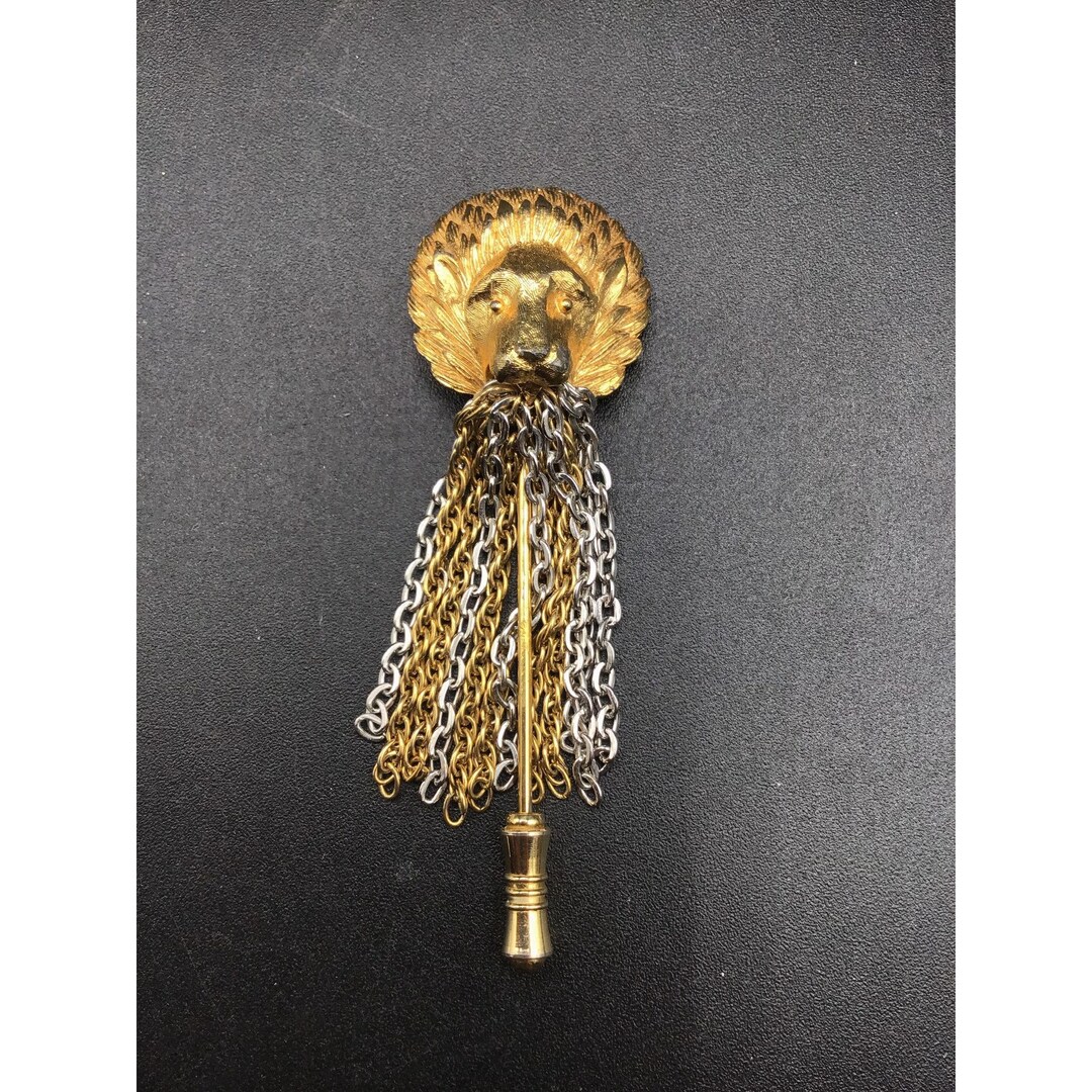 Lion Stick Pin Vintage Lion With Chain Runway Diane Von Furstenberg ...