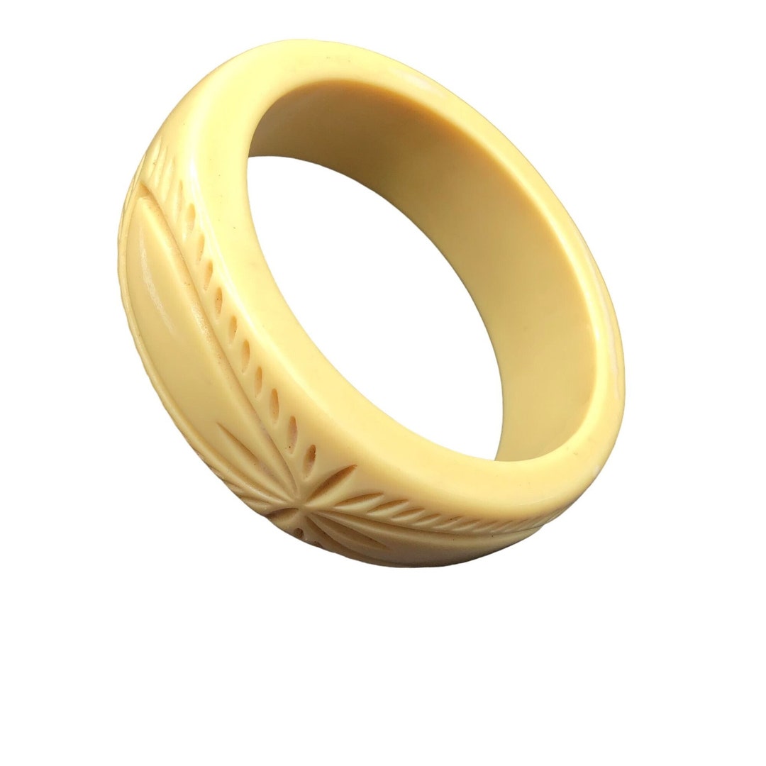 Vintage Carved Bangle Cream Color Plastic Delicate Wide Bracelet - Etsy
