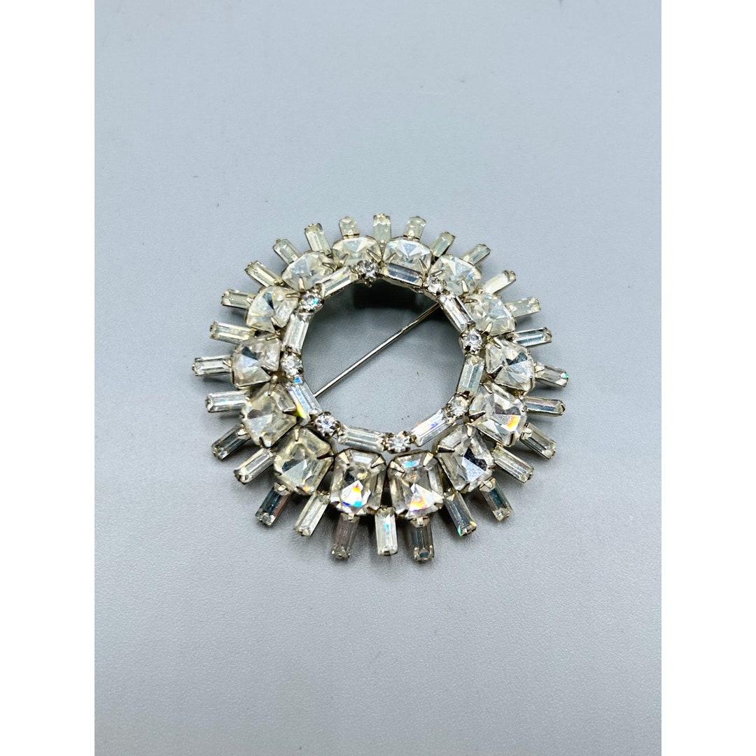 Vintage Icy Rhinestones Wreath Brooch Round Circle Layered Design ...