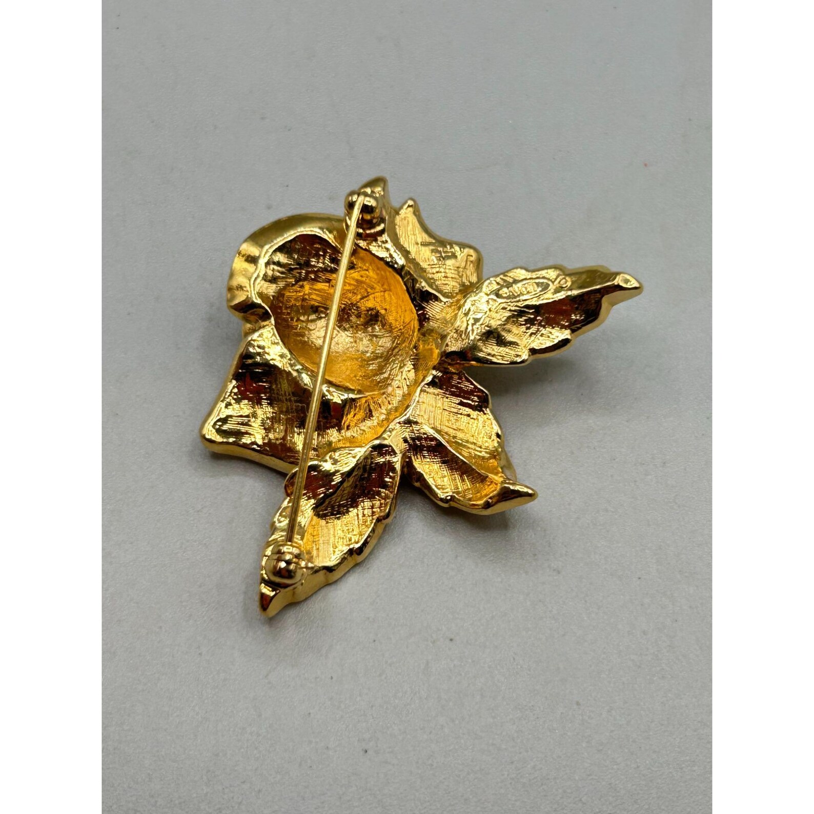 AVON Rose Flower Pin Brooch Gold Tone and Clear Rhinestones - Etsy