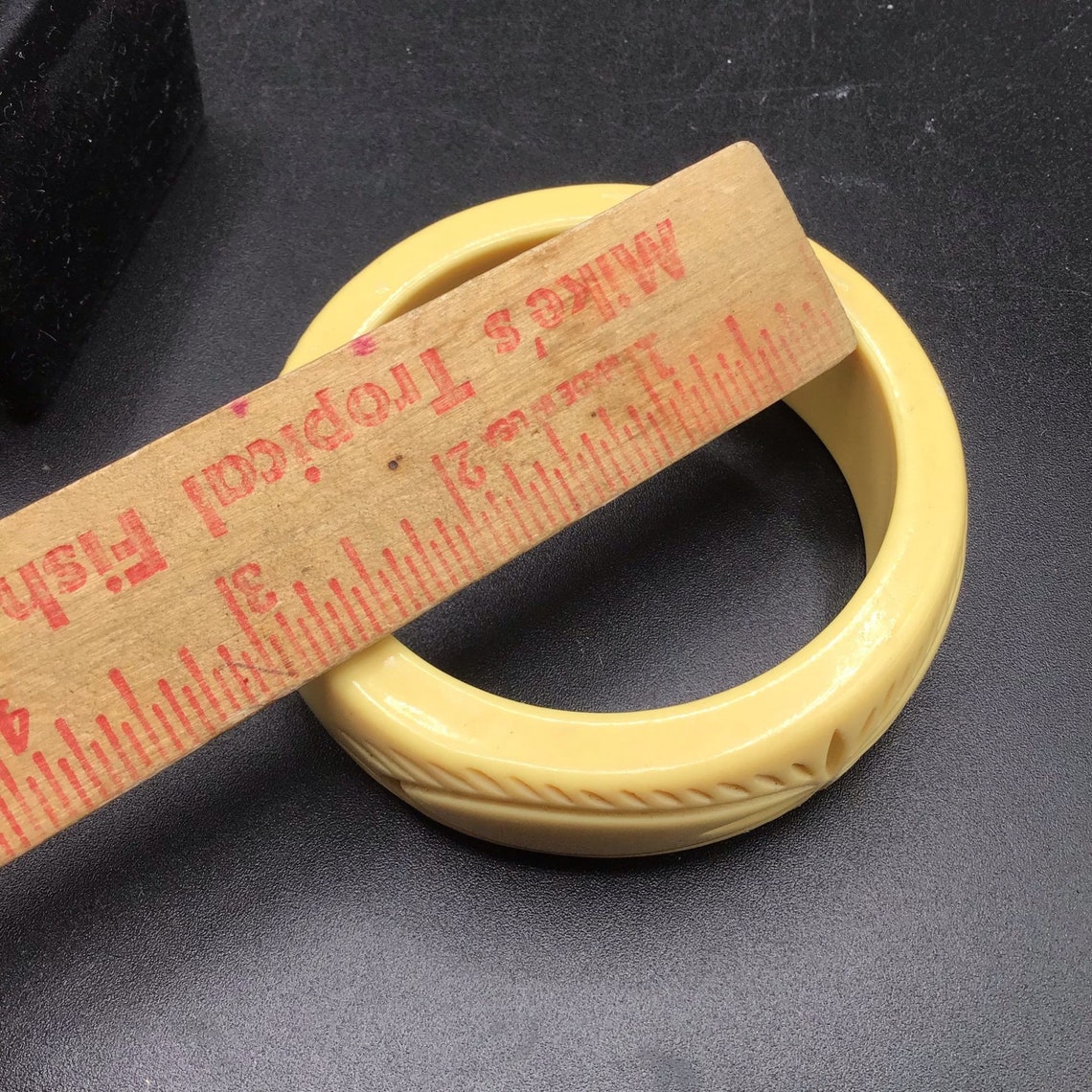 Vintage Carved Bangle Cream Color Plastic Delicate Wide Bracelet - Etsy