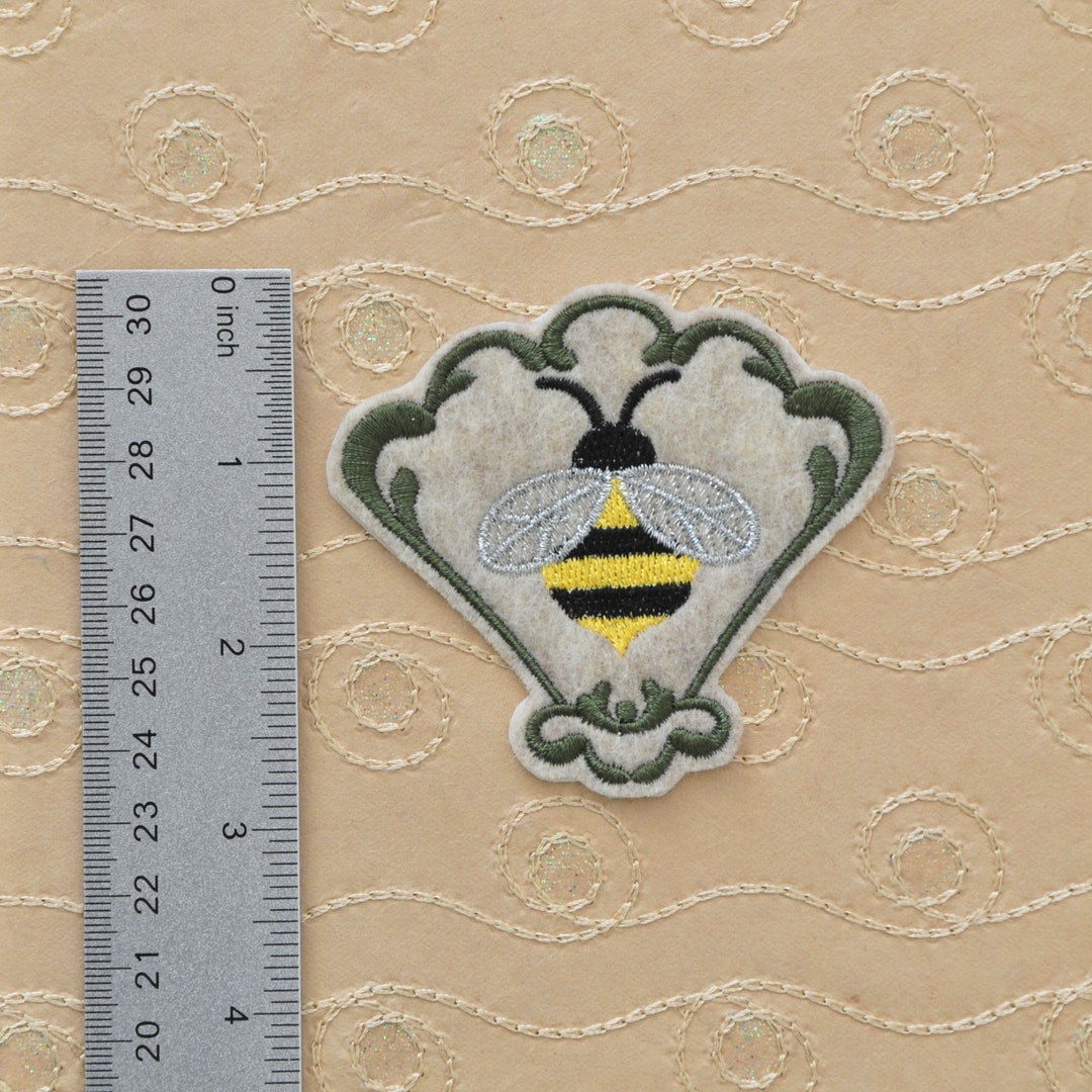 Bumble Bee Embroidered Patch / Feltie / 3 X 3 / Iron on or Sew On - Etsy