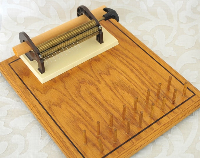 READ 16 Row Smocking Pleater Vintage W/thread Spool Pegs & Wooden ...