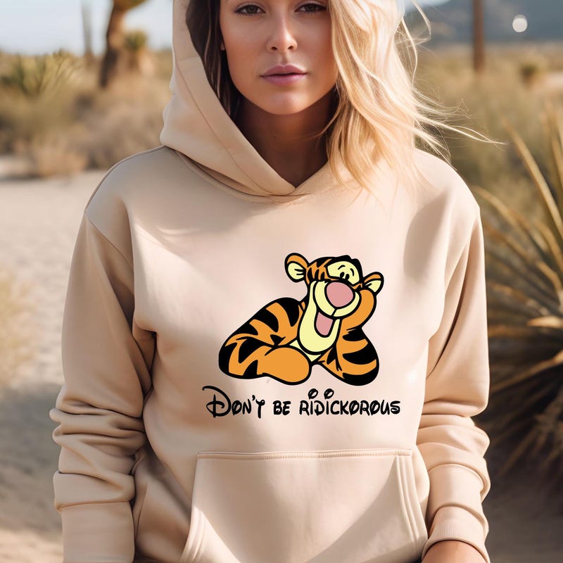 Tigger Men Crewneck - Etsy