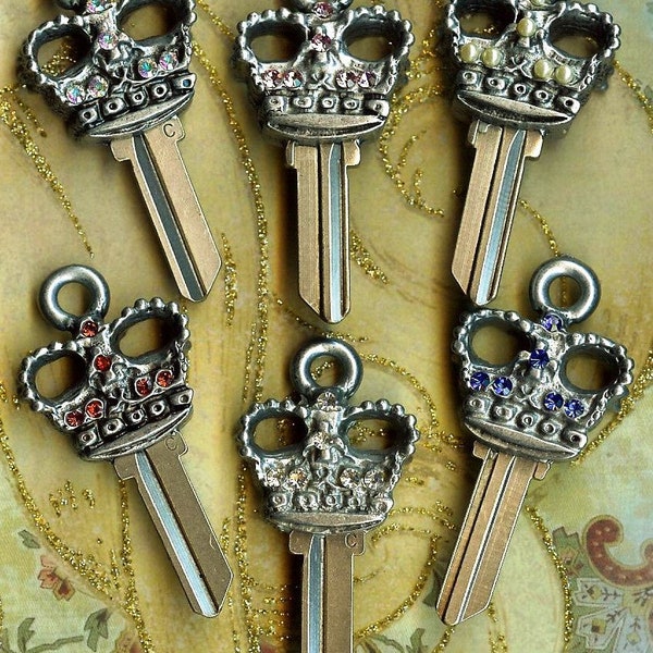 Crown Key Necklace - Etsy