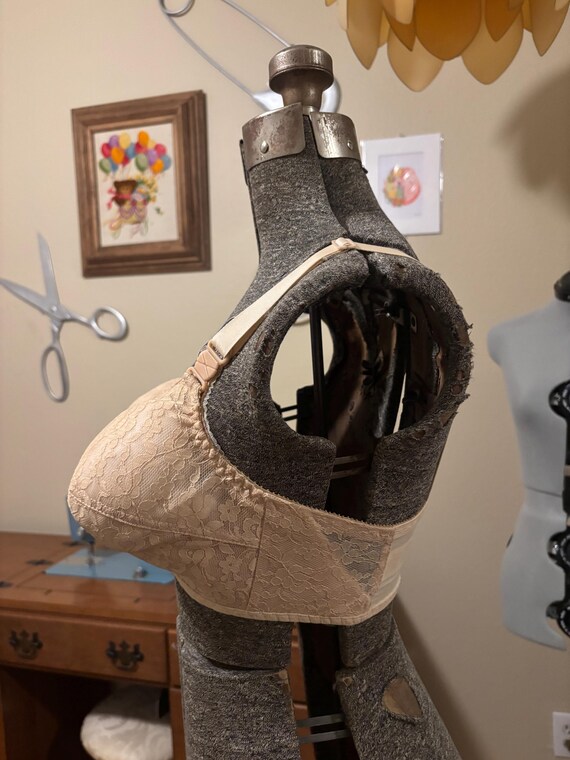 Vintage Bullet Bra | 30E | Jeunique (037) - Gem