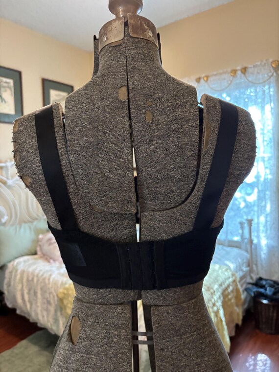 Vintage Bullet Bra | 32FF | Jeunique (048) - Gem