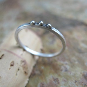 Simple Silver Dots Ring - Etsy