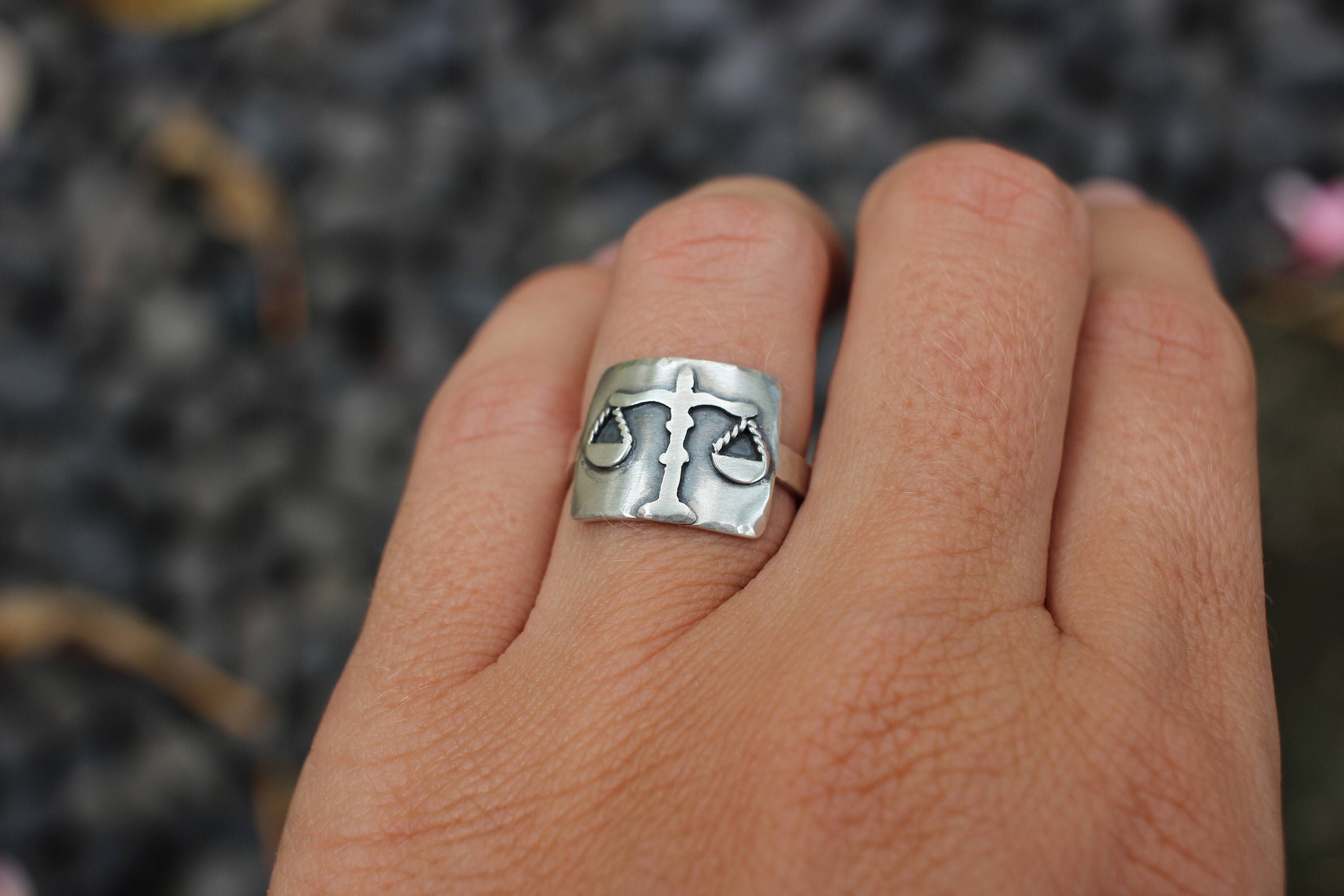 Balance Ring - Etsy