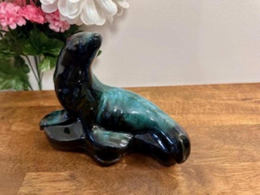 Vintage Blue Mountain Pottery Seal Figurine Canadian Art Pottery Green ...