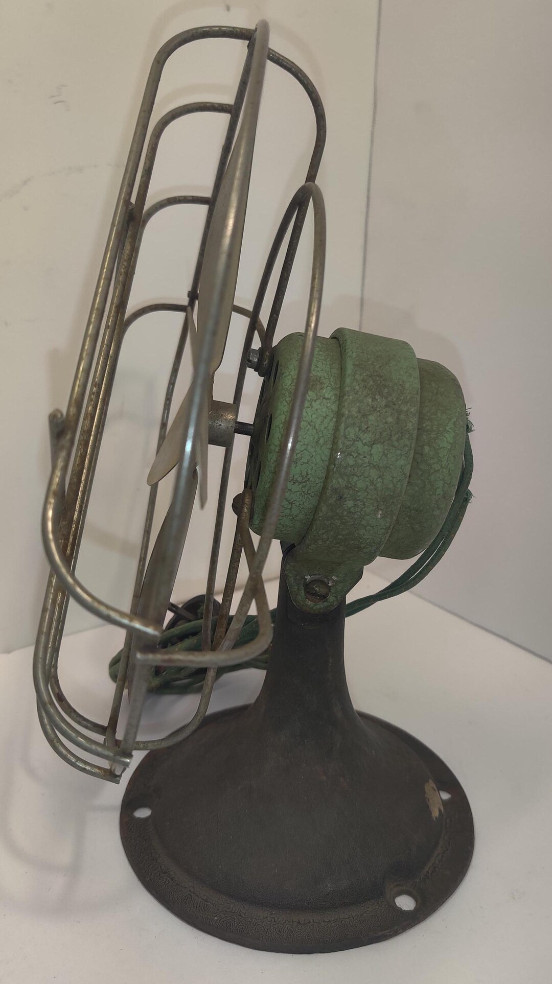 Vintage Metal Desk Fan VERY COOL - Etsy