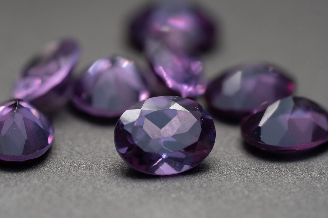 Oval Faceted Imitation Alexandrite - (synthetic Color Change Corundum ...