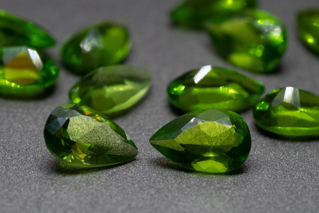 Faceted Pear Shape Peridot Glass (various Sizes Available) (1 Piece) - Etsy