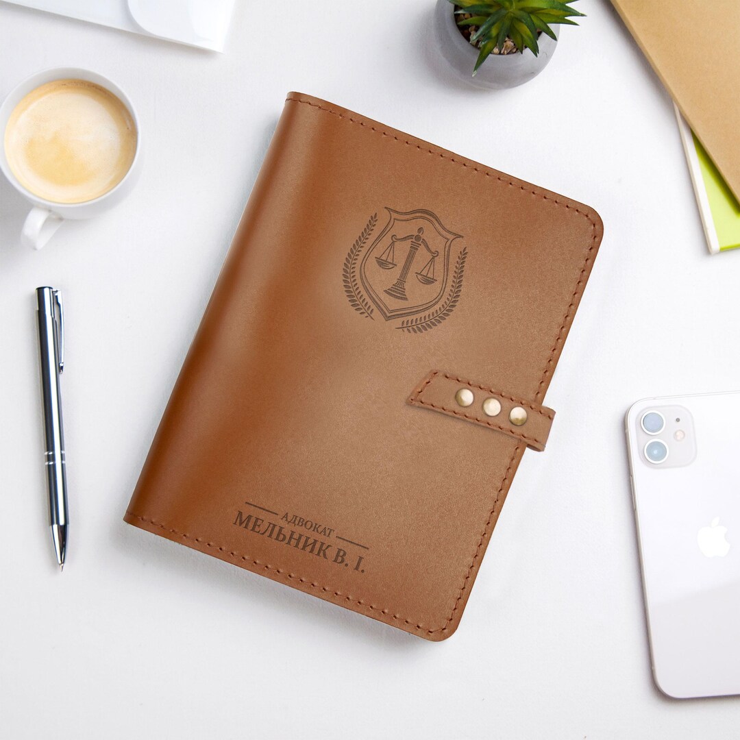 Leather Lawyer Portfolio: Monogrammed Law School Gift - Etsy