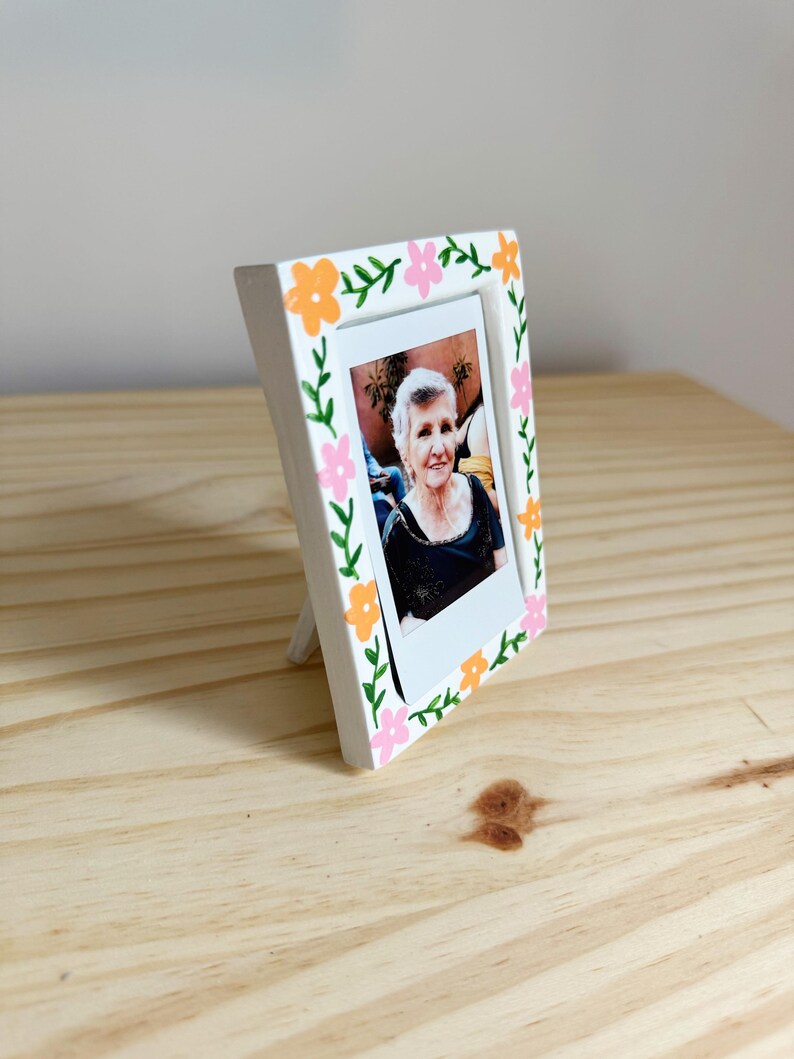 Mini Hand-painted Floral Picture Frame – Spring-inspired White Clay ...