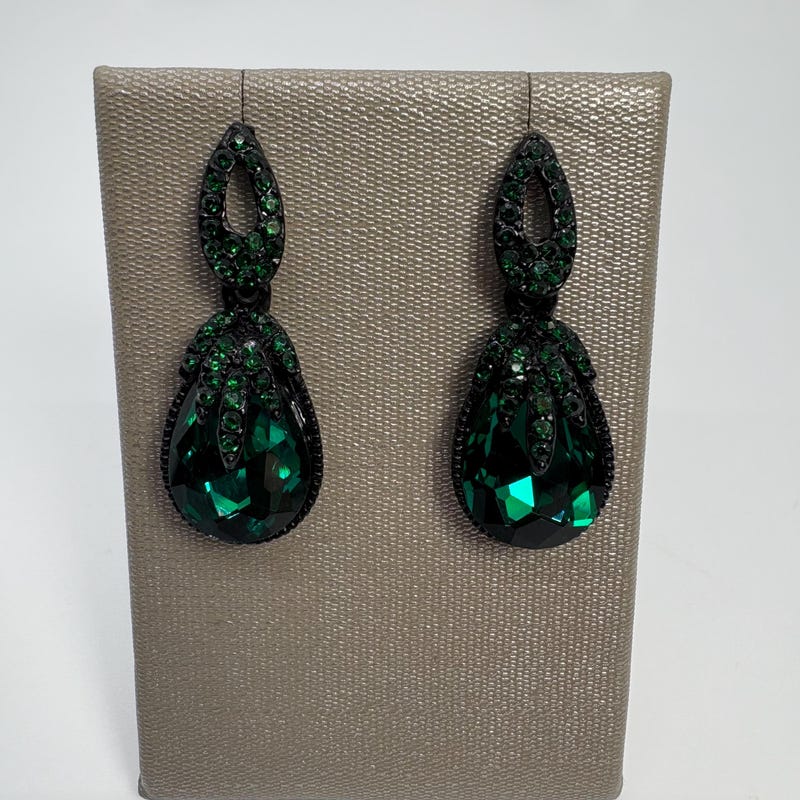 Green Teardrop - Etsy