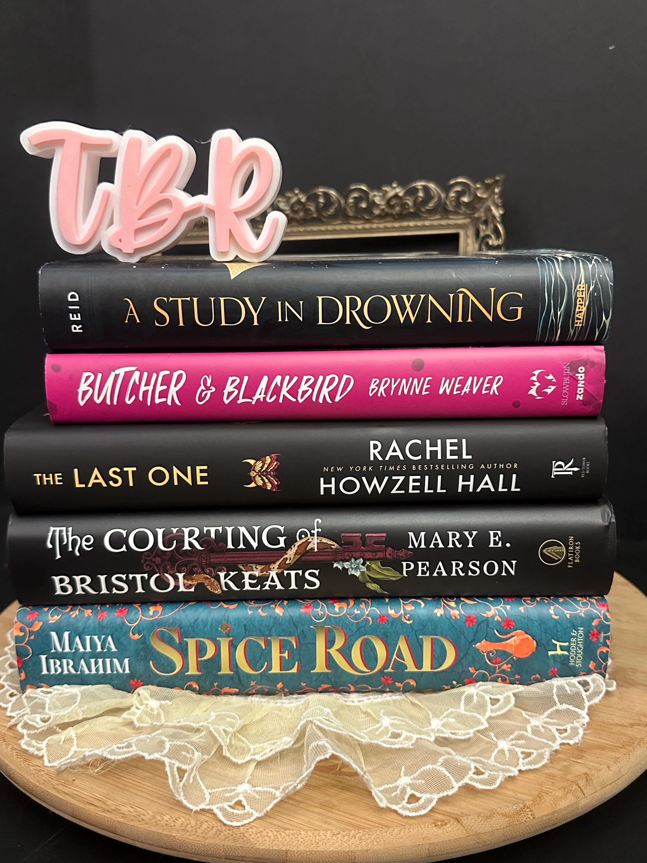 TBR Bookshelf Sign Library Book Lover Gift Pink and White Book Club ...