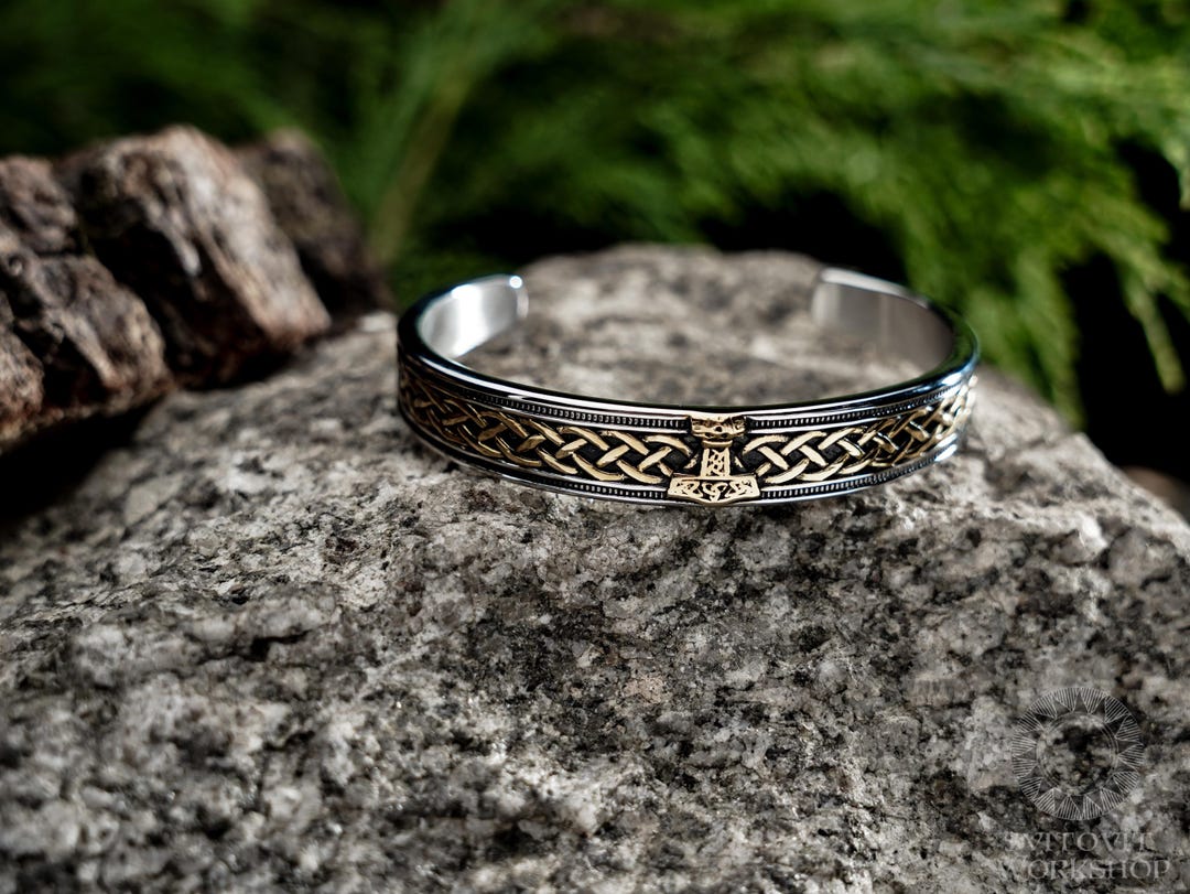 Mjolnir Viking Bangle, Handmade Viking Jewelry, Thor Hammer Bracelet ...