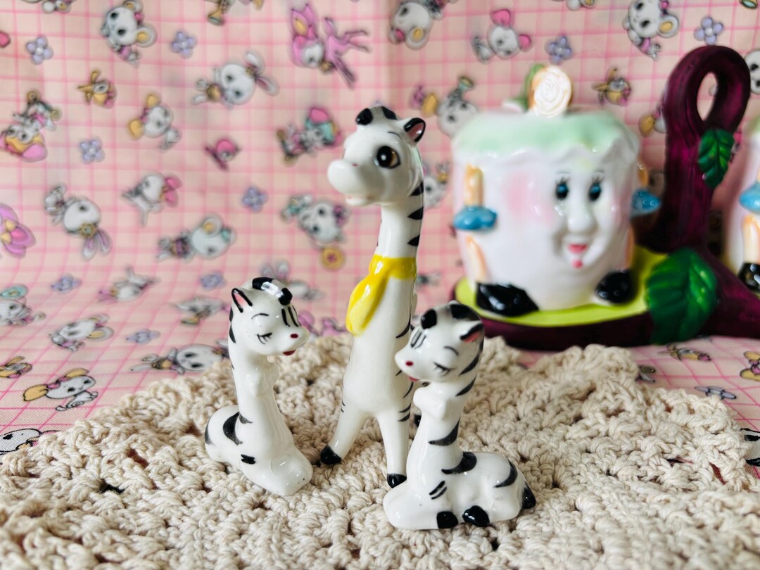 Vintage Long Neck Zebra Family Figurine Set Japan Kitsch Kawaii Ceramic ...