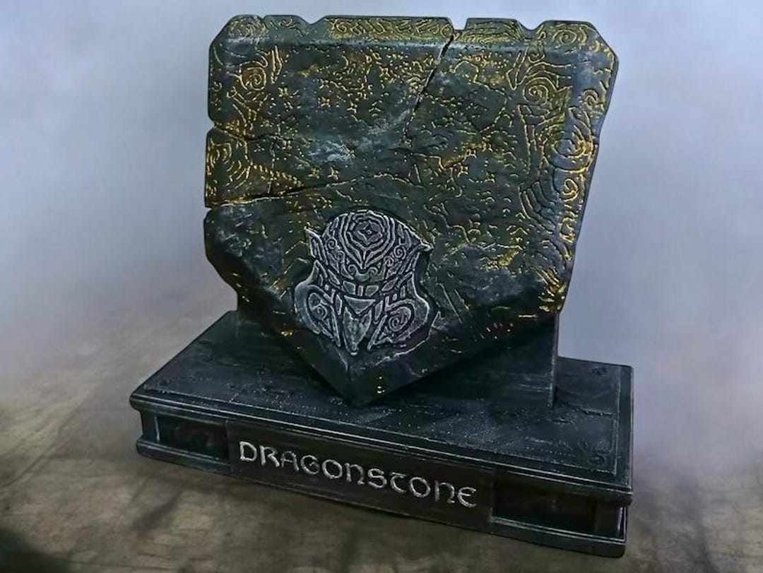 Skyrim Replica Dragonstone, Elder Scrolls Statue - Etsy
