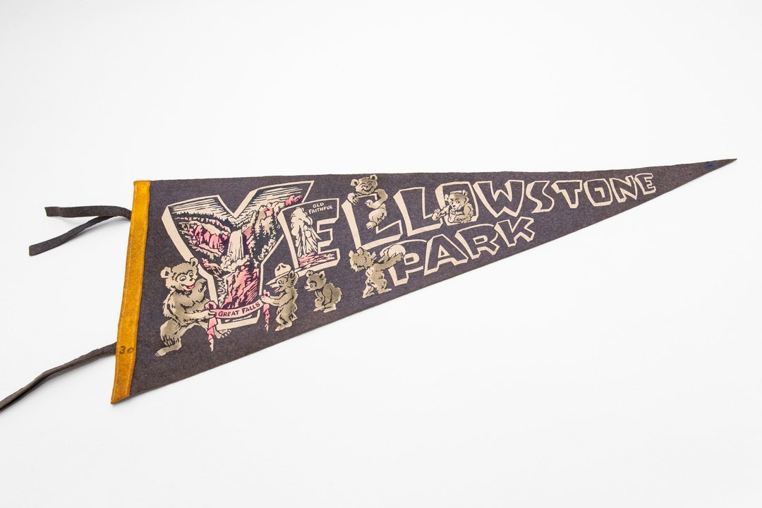 Large Vintage Yellowstone National Park Souvenir Felt Pennant - Etsy