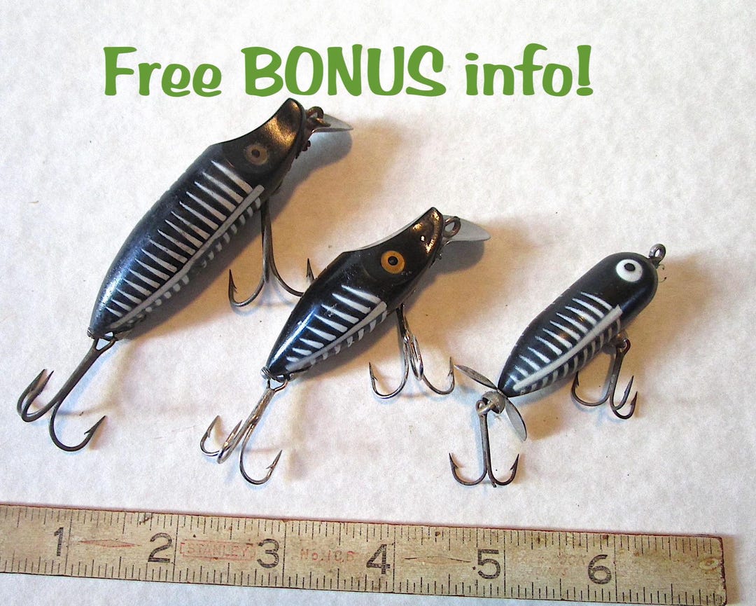 AW444 THREE Heddon Spooks Old Vintage Fishing Tackle Lures Eye Catching ...