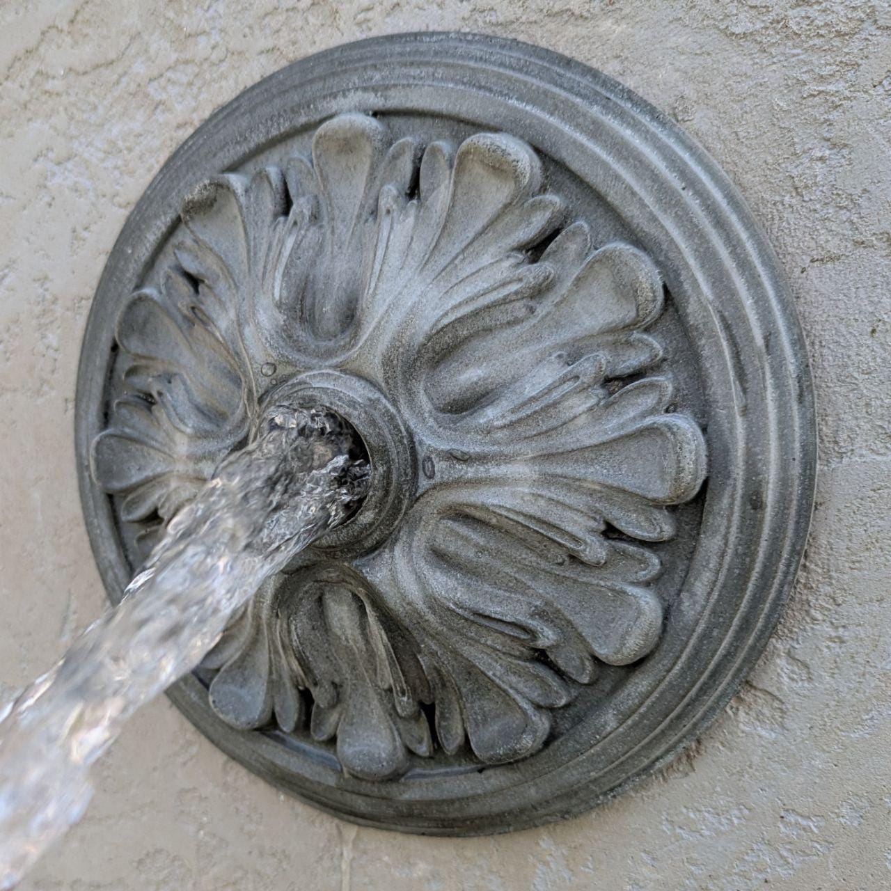 Concrete Water Spout Rosette 8" Pool Water Feature Wall Fountain ...