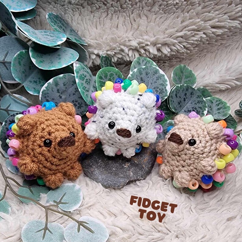 Beaded Fidget Hedgehog Crochet Pattern - NO SEW - Crochet Tutorial ...