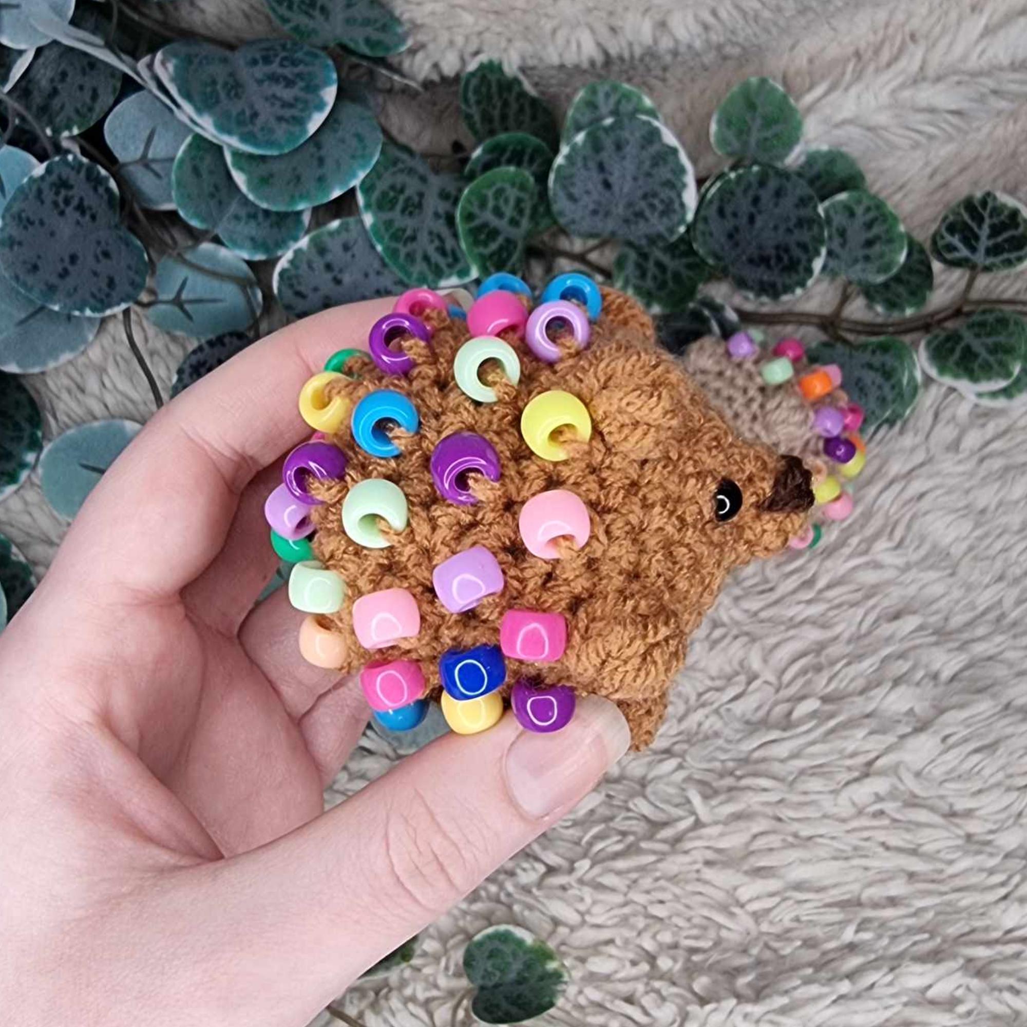 Beaded Fidget Hedgehog Crochet Pattern - NO SEW - Crochet Tutorial ...