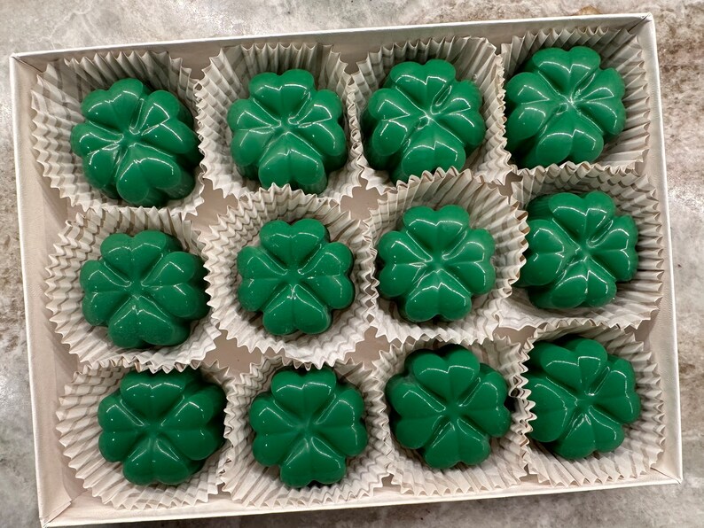 St Patricks Day Shamrocks Chocolate Covered Mini Oreo Gift Box - Etsy