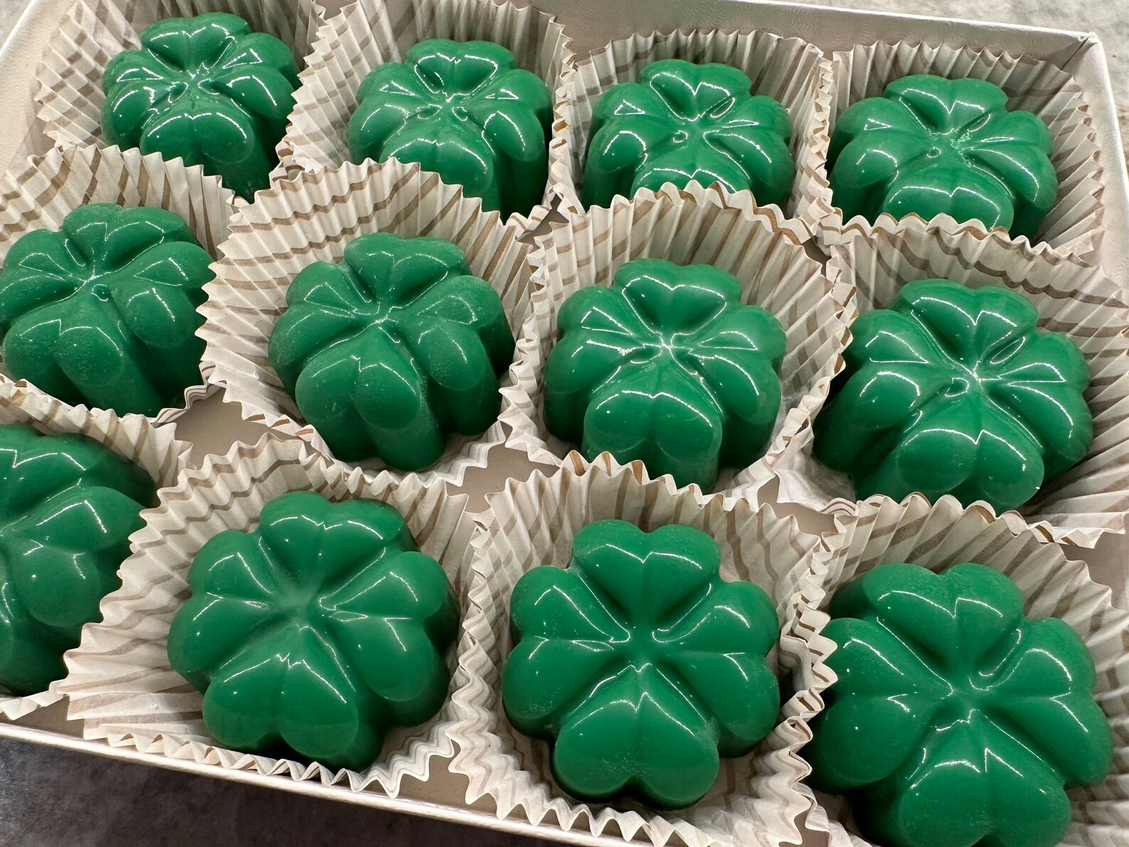 St Patricks Day Shamrocks Chocolate Covered Mini Oreo Gift Box - Etsy