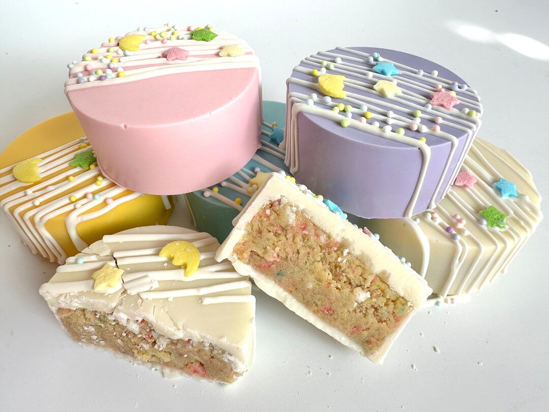 12-moon & Stars White Chocolate Cake Pucks for Birthday Party Favors ...