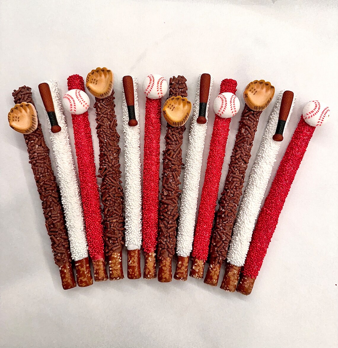 12-baseball Themed Chocolate Covered Pretzel Rods for Baseball Party ...