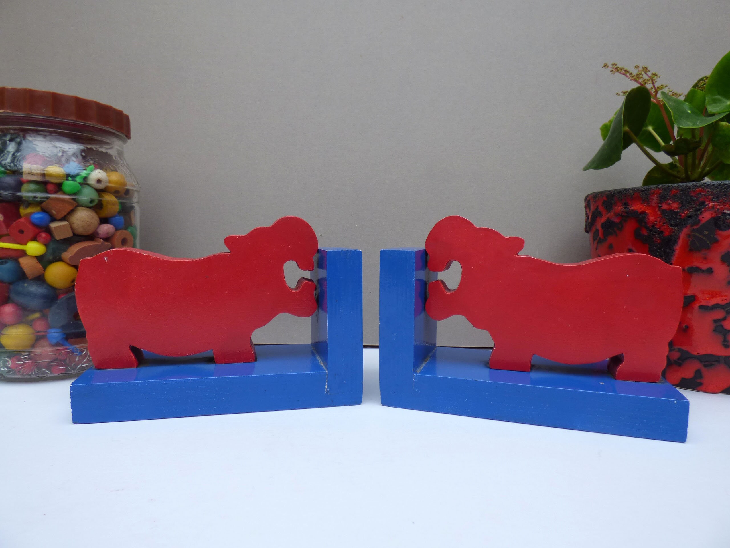 Vintage 1970s bookends hippo’s handmade