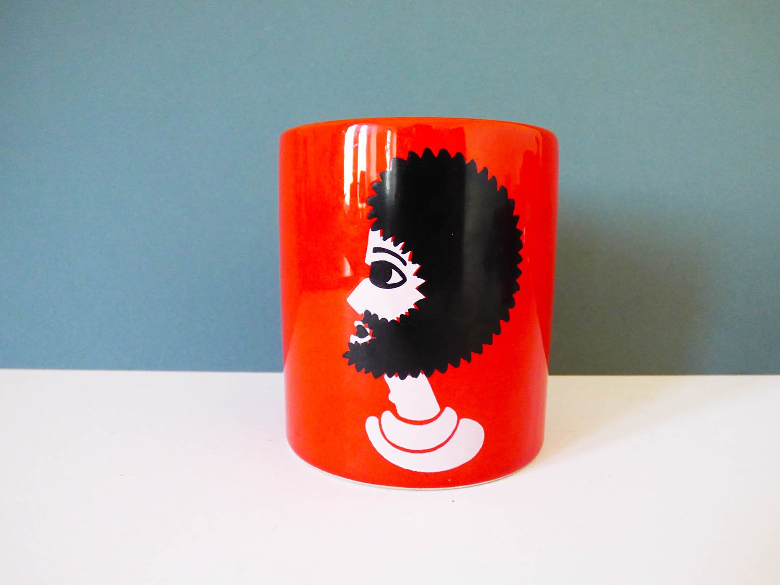 Vintage Waechtersbach ceramic beaker / pen pot