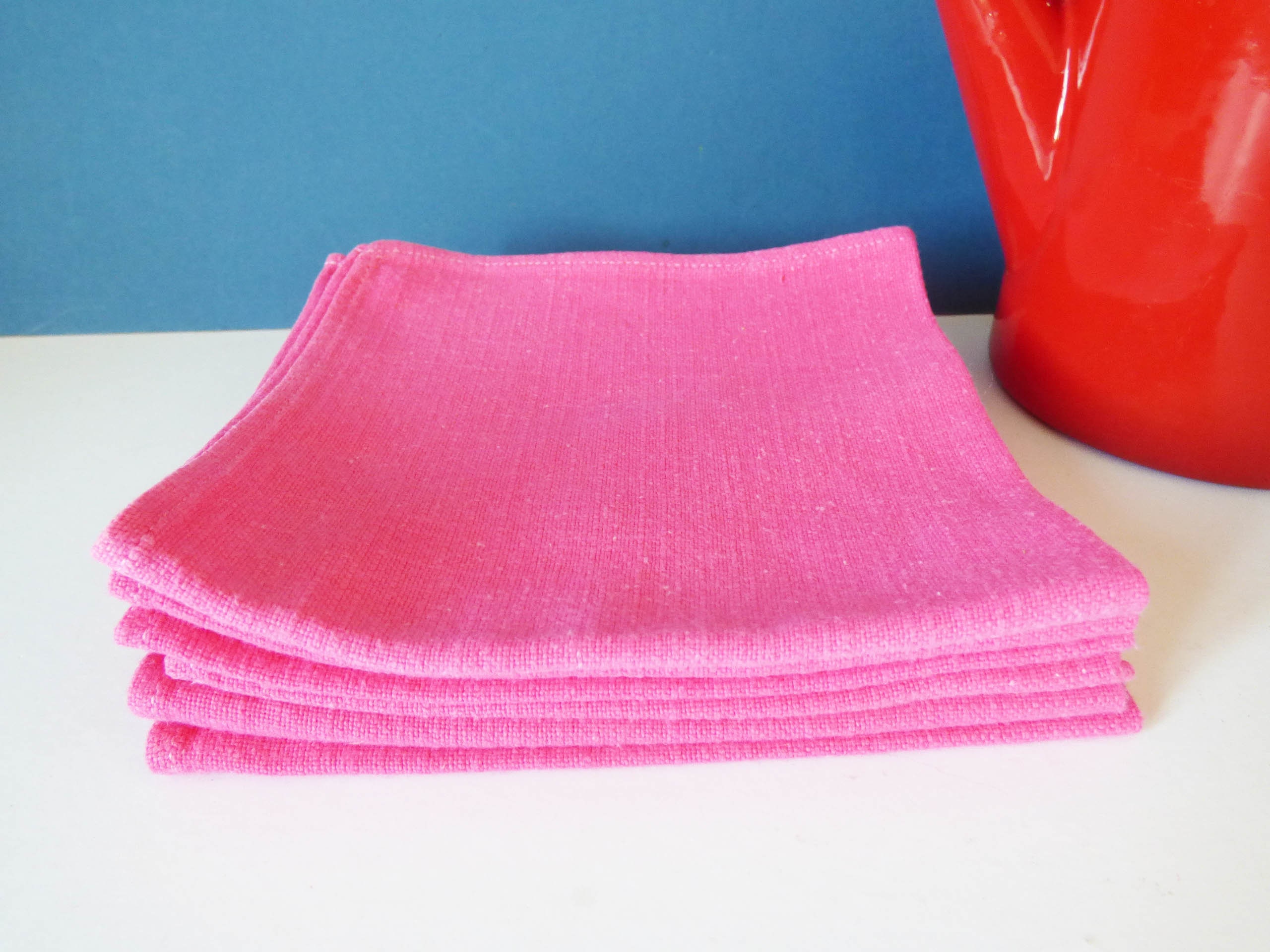 Napkins 6 Vintage bright pink linen