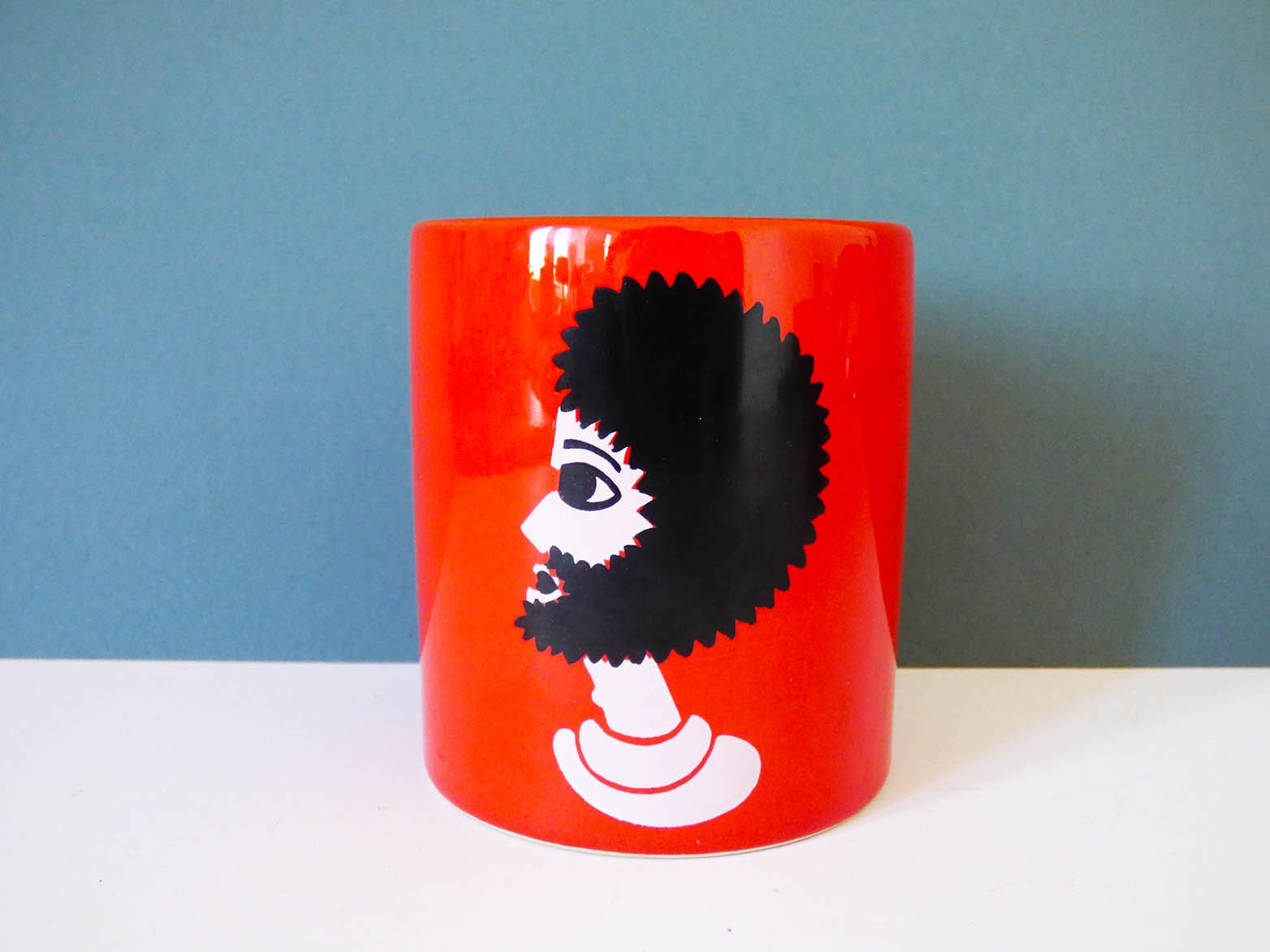 Vintage Waechtersbach ceramic beaker / pen pot