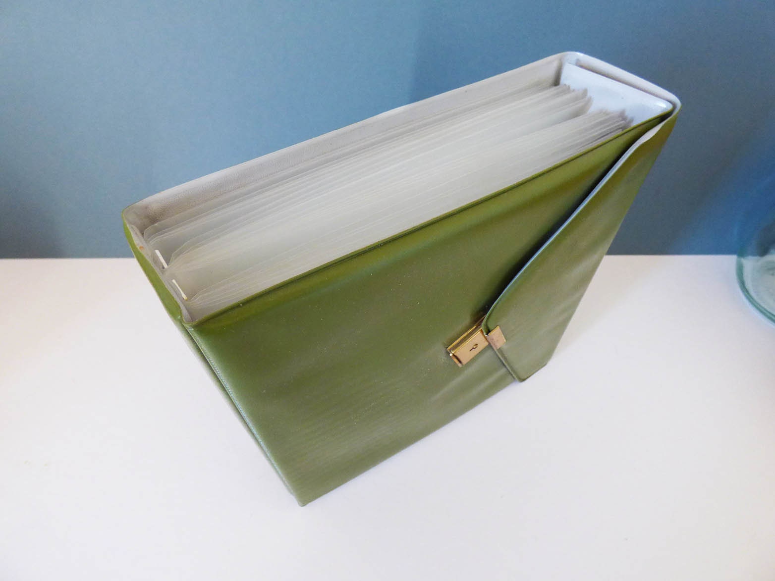 Vintage 45s Record folder / case singles