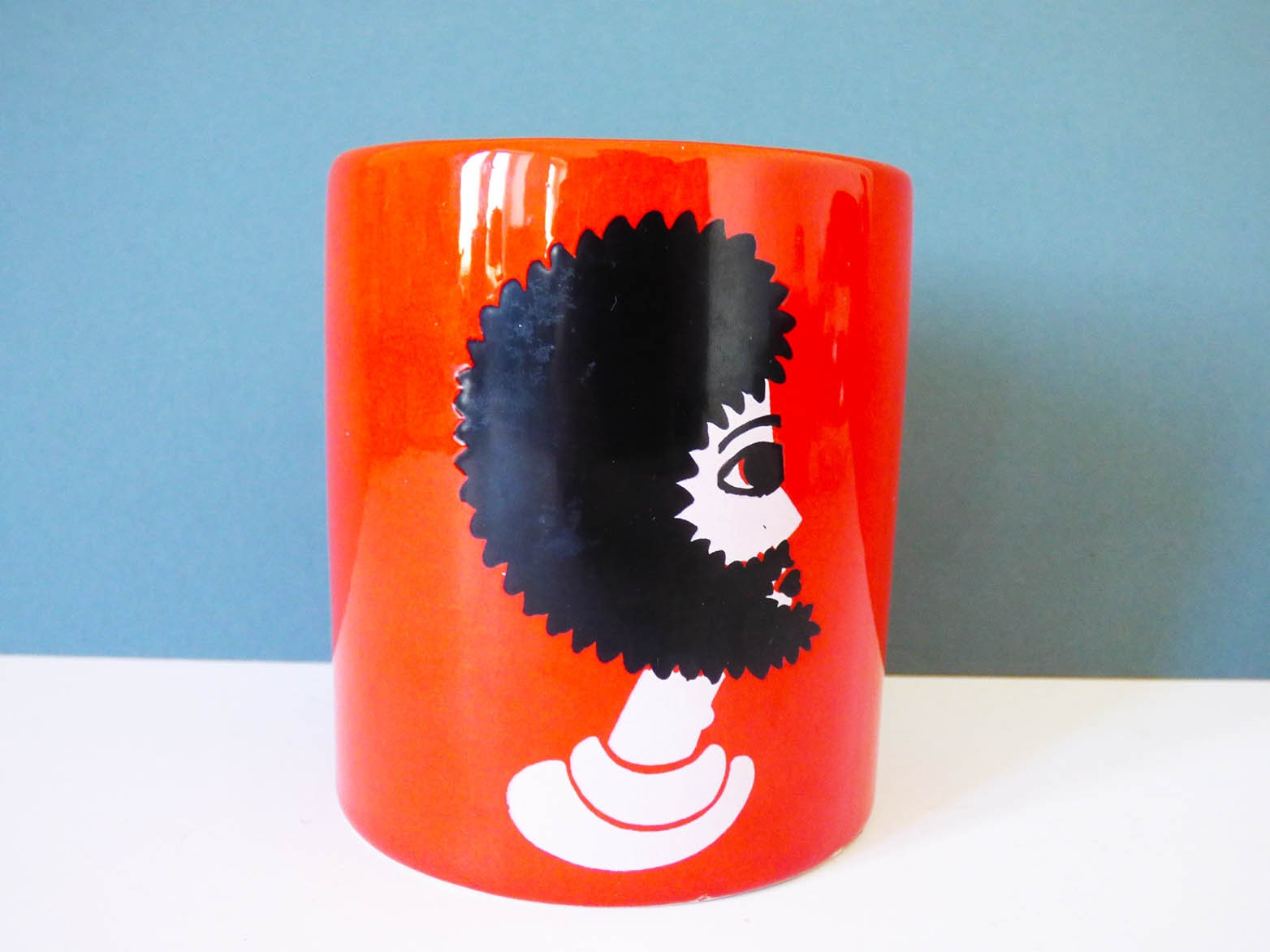 Vintage Waechtersbach ceramic beaker / pen pot