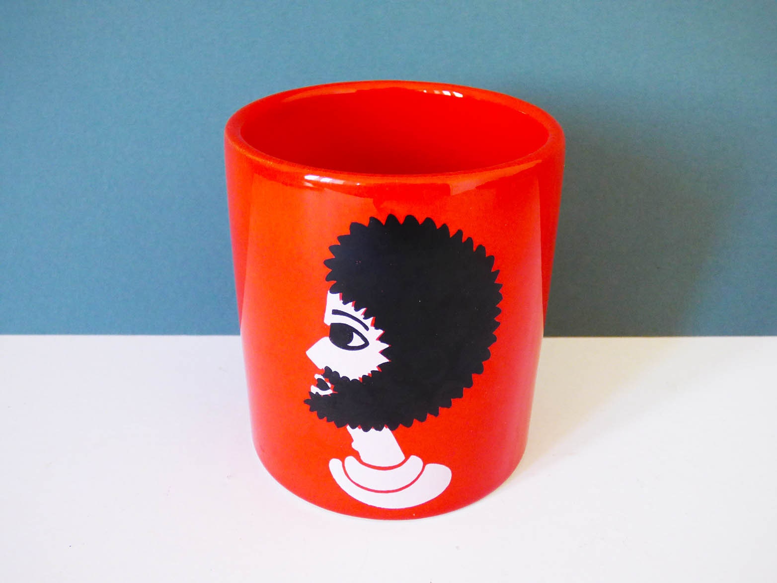 Vintage Waechtersbach ceramic beaker / pen pot