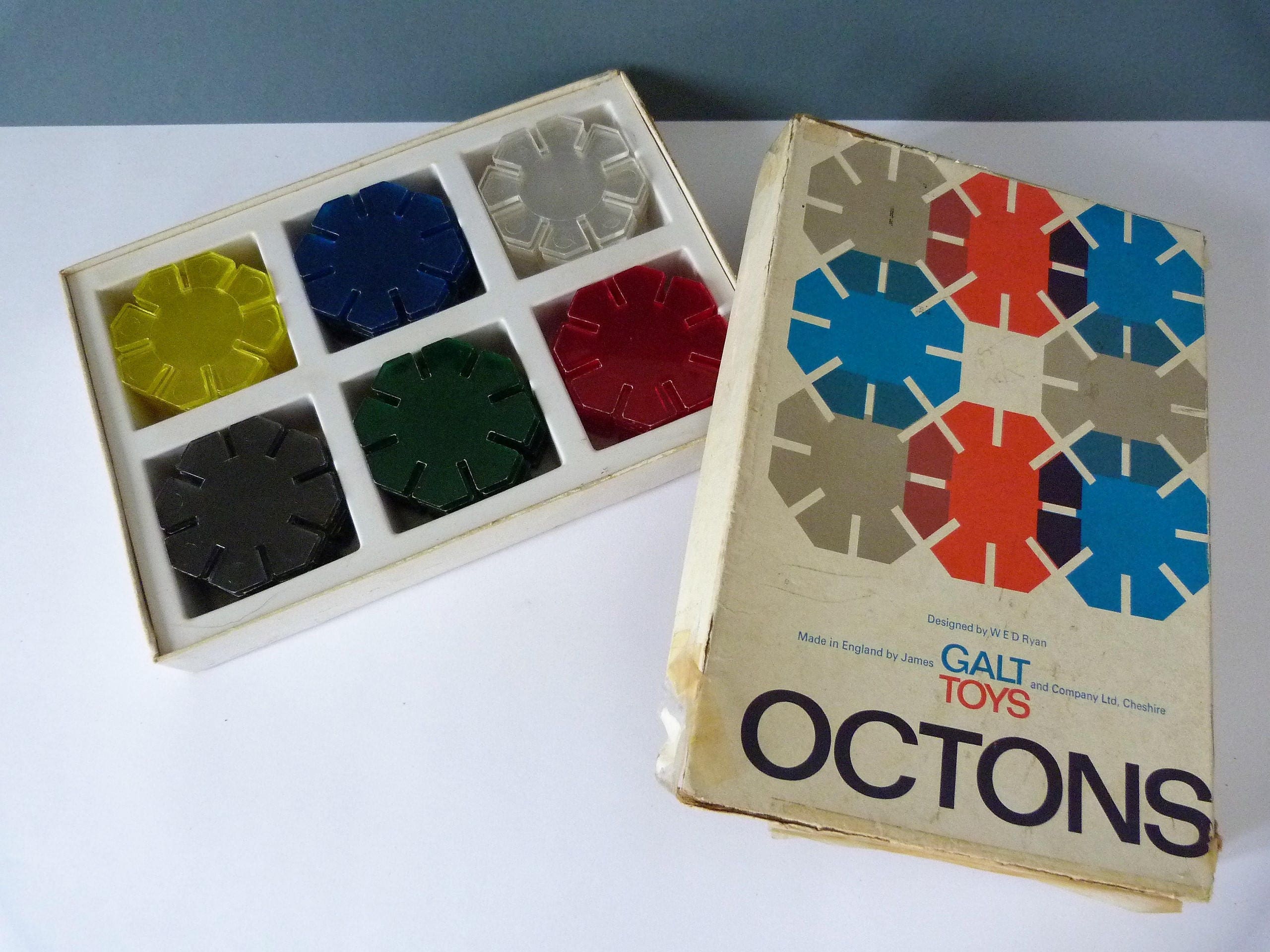 Octons Galt toys a vintage classic