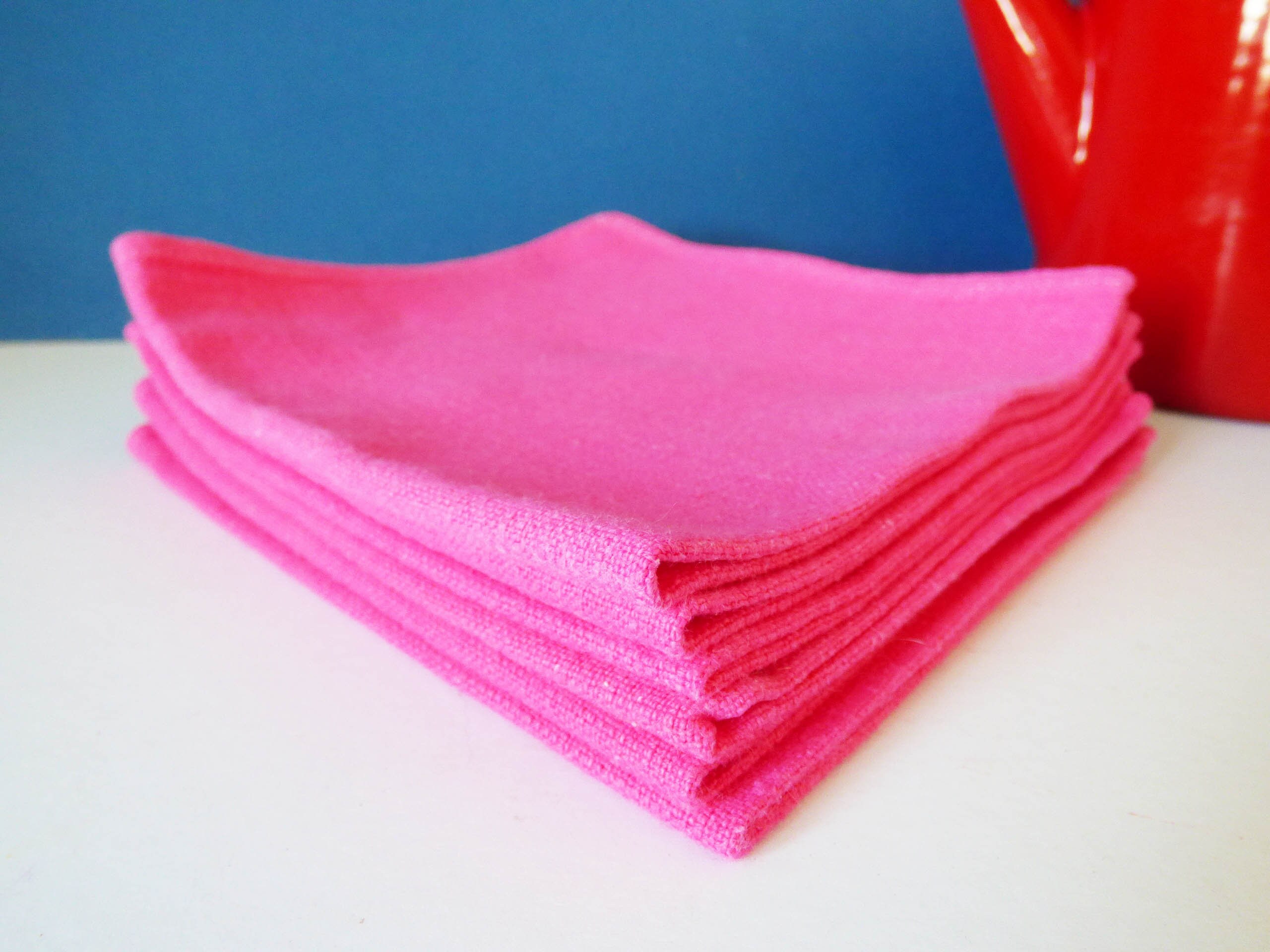 Napkins 6 Vintage bright pink linen
