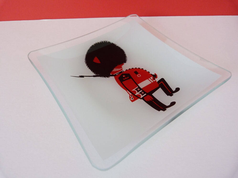 Kenneth Townsend Vintage trinket dish Chance Glass.