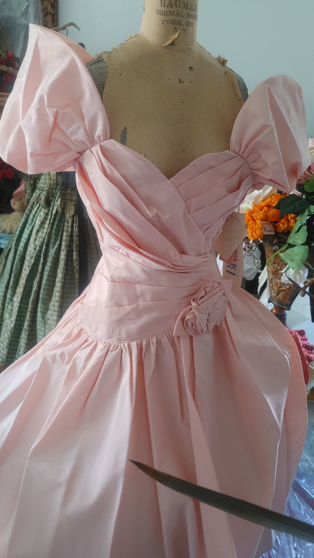 Buff Peach Taffeta Gown Size 7-9 35 30 - Etsy